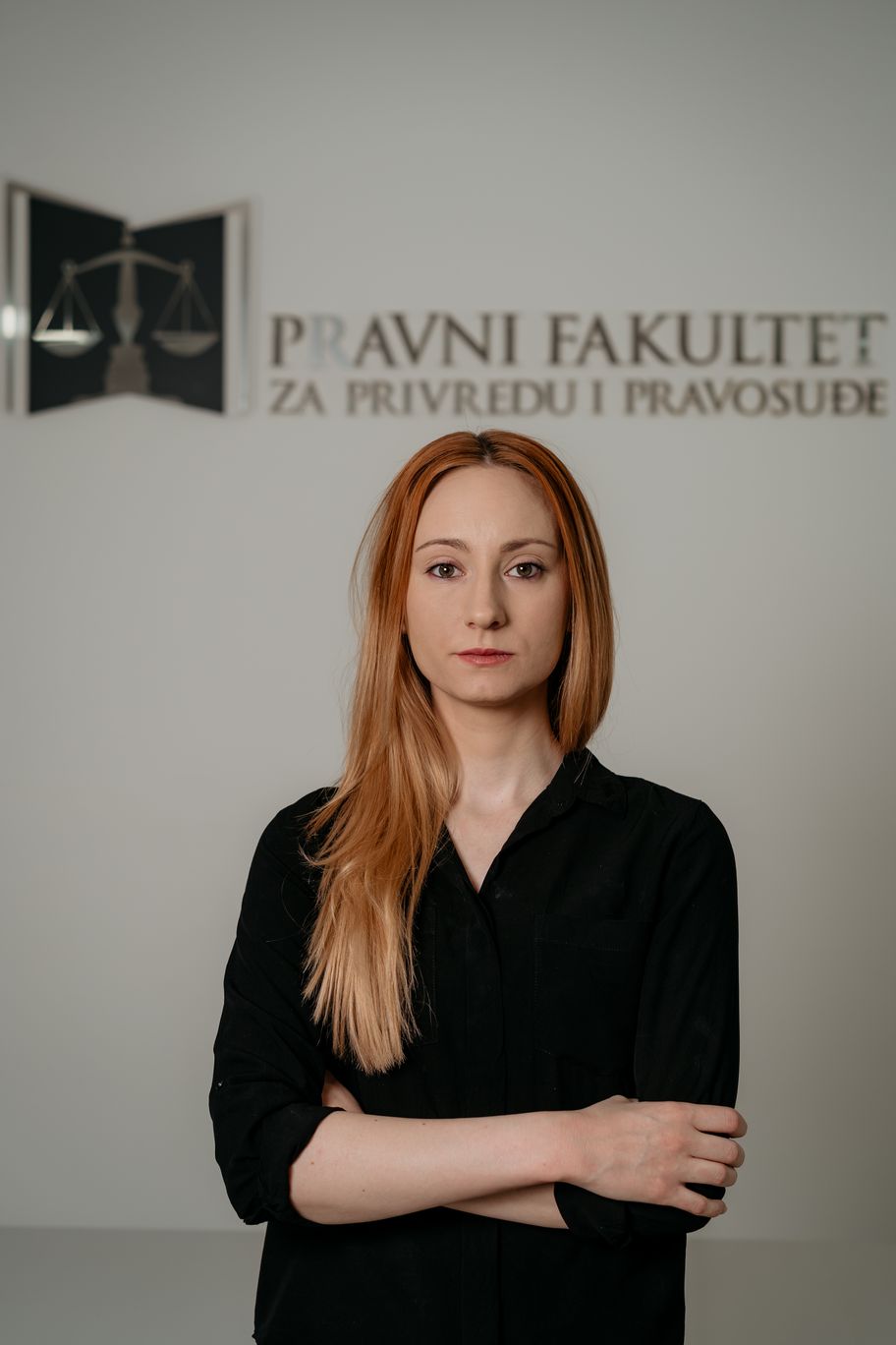 Službe - Pravni fakultet za privredu i pravosuđe u Novom Sadu